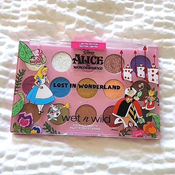 wet n wild | Makeup | Bnibwet N Wild Alice In Wonderland Eye Face ...